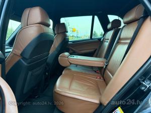 Черный БМВ Х5 2009 в Тарту, объемом двигателя 3.00 л и пробегом 394 тыс. км за 7800 €, фото 12 на AUTOMOTO.COM.LV