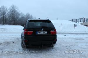 Black BMW X5 2010 in Tallinn, with an engine capacity of 3.00 L and mileage of 344 thousand km for 10900 €, photo 8 on AUTOMOTO.COM.LV