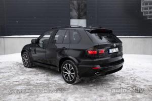 Melns BMW X5 2010 Tartu, ar dzinēja tilpumu 3.00 L un nobraukumu 308 tūkst. km par 9500 €, foto 5 vietnē AUTOMOTO.COM.LV