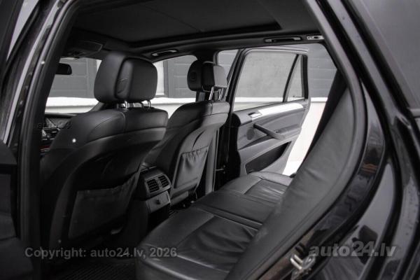 Melns BMW X5 2010 Tartu, ar dzinēja tilpumu 3.00 L un nobraukumu 308 tūkst. km par 9500 €, foto 11 vietnē AUTOMOTO.COM.LV
