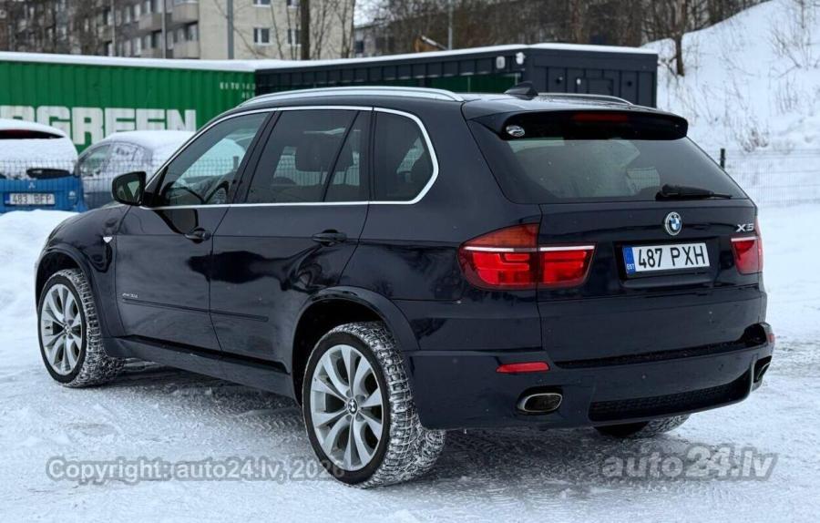 Melns BMW X5 2010 Tallina, ar dzinēja tilpumu 3.00 L un nobraukumu 225 tūkst. km par 10499 €, foto 8 vietnē AUTOMOTO.COM.LV