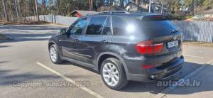Black BMW X5 2010 in Tallinn, with an engine capacity of 3.00 L and mileage of 350 thousand km for 10500 €, photo 5 on AUTOMOTO.COM.LV