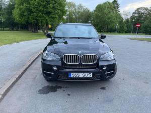 Melns BMW X5 2011 Narva, ar dzinēja tilpumu 0.00 L un nobraukumu 294 tūkst. km par 11499 €, foto 3 vietnē AUTOMOTO.COM.LV