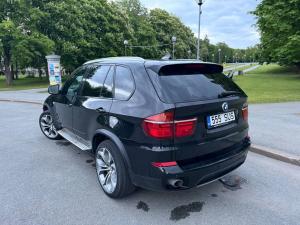 Melns BMW X5 2011 Narva, ar dzinēja tilpumu 0.00 L un nobraukumu 294 tūkst. km par 11499 €, foto 11 vietnē AUTOMOTO.COM.LV