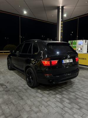 Melns BMW X5 2011 Mardu, ar dzinēja tilpumu 0.00 L un nobraukumu 242 tūkst. km par 11000 €, foto 5 vietnē AUTOMOTO.COM.LV
