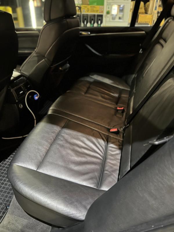 Black BMW X5 2011 in Maardu, with an engine capacity of 0.00 L and mileage of 242 thousand km for 11000 €, photo 8 on AUTOMOTO.COM.LV