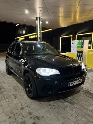 Black BMW X5 2011 in Maardu, with an engine capacity of 0.00 L and mileage of 242 thousand km for 11000 €, photo 13 on AUTOMOTO.COM.LV