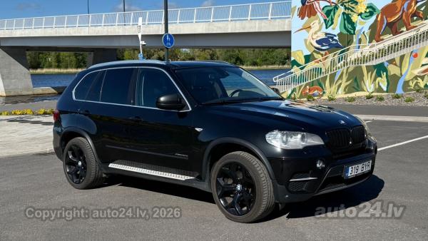Black BMW X5 2012 in Parnu, with an engine capacity of 3.00 L and mileage of 305 thousand km for 10200 €, photo 3 on AUTOMOTO.COM.LV
