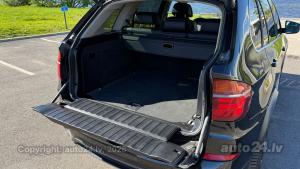 Melns BMW X5 2012 Pērnava, ar dzinēja tilpumu 3.00 L un nobraukumu 305 tūkst. km par 10200 €, foto 7 vietnē AUTOMOTO.COM.LV