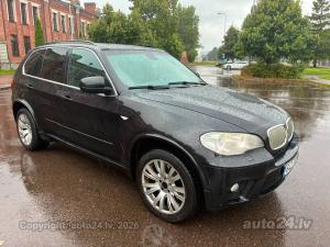 Black BMW X5 2012 in Tallinn, with an engine capacity of 3.00 L and mileage of 371 thousand km for 12600 €, photo 3 on AUTOMOTO.COM.LV