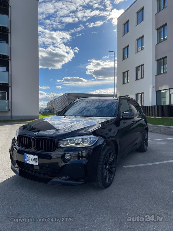 Black BMW X5 2014 in Tartu, with an engine capacity of 3.00 L and mileage of 186 thousand km for 22999 €, photo 5 on AUTOMOTO.COM.LV
