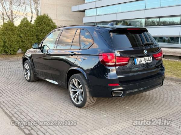 Melns BMW X5 2015 Rīga, ar dzinēja tilpumu 3.00 L un nobraukumu 221 tūkst. km par 22900 €, foto 3 vietnē AUTOMOTO.COM.LV