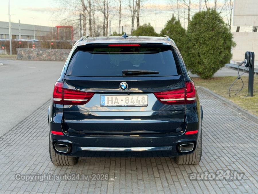 Melns BMW X5 2015 Rīga, ar dzinēja tilpumu 3.00 L un nobraukumu 221 tūkst. km par 22900 €, foto 8 vietnē AUTOMOTO.COM.LV
