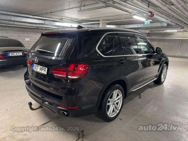 Melns BMW X5 2016 Tallina, ar dzinēja tilpumu 3.00 L un nobraukumu 233 tūkst. km par 18995 €, foto 4 vietnē AUTOMOTO.COM.LV