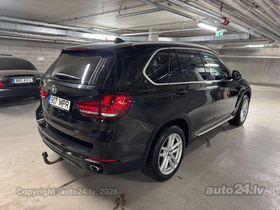 Melns BMW X5 2016 Tallina, ar dzinēja tilpumu 3.00 L un nobraukumu 233 tūkst. km par 18995 €, foto 4 vietnē AUTOMOTO.COM.LV
