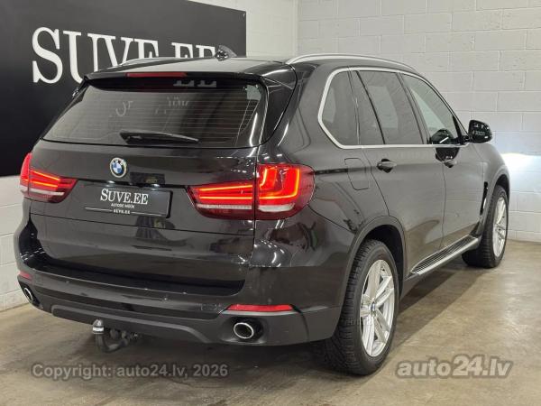 Black BMW X5 2016 in Tallinn, with an engine capacity of 3.00 L and mileage of 233 thousand km for 19995 €, photo 7 on AUTOMOTO.COM.LV