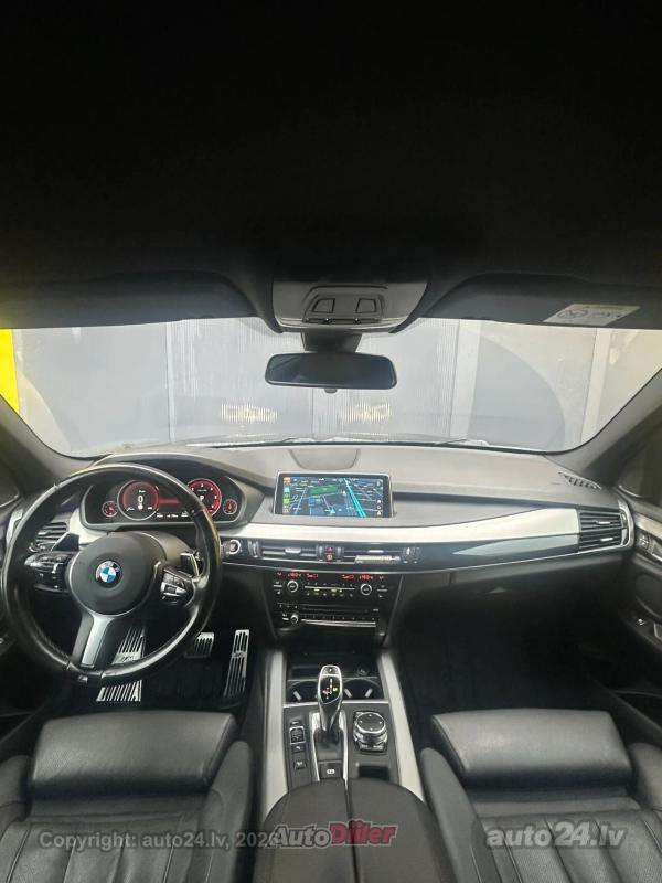 Black BMW X5 2016 in Tallinn, with an engine capacity of 3.00 L and mileage of 255 thousand km for 28500 €, photo 7 on AUTOMOTO.COM.LV