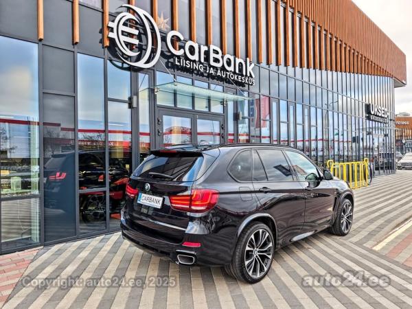 Black BMW X5 2018 in Tallinn, with an engine capacity of 3.00 L and mileage of 174 thousand km for 30990 €, photo 5 on AUTOMOTO.COM.LV