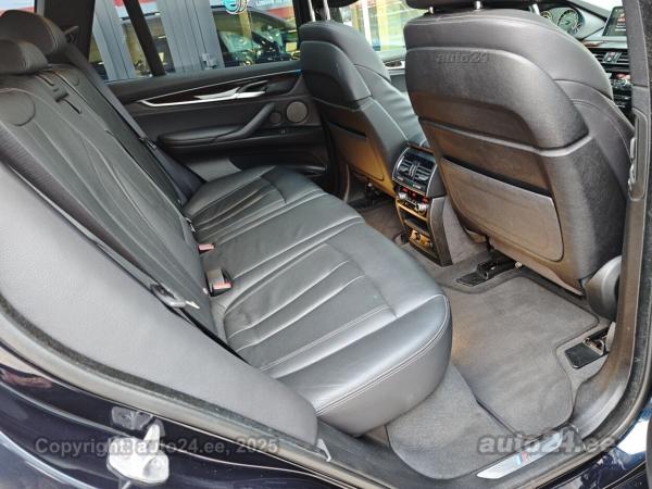 Black BMW X5 2018 in Tallinn, with an engine capacity of 3.00 L and mileage of 174 thousand km for 30990 €, photo 10 on AUTOMOTO.COM.LV