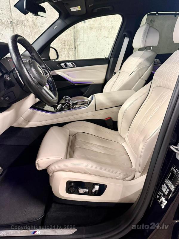 Melns BMW X5 2018 Tallina, ar dzinēja tilpumu 3.00 L un nobraukumu 124 tūkst. km par 44995 €, foto 11 vietnē AUTOMOTO.COM.LV