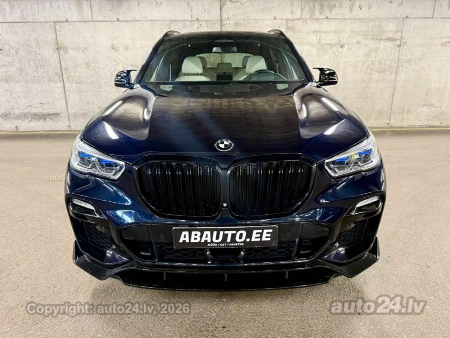 Black BMW X5 2018 in Tallinn, with an engine capacity of 3.00 L and mileage of 124 thousand km for 44995 €, photo 20 on AUTOMOTO.COM.LV