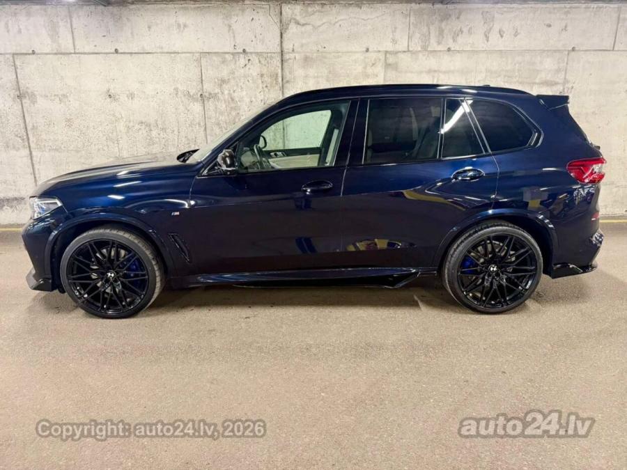Black BMW X5 2018 in Tallinn, with an engine capacity of 3.00 L and mileage of 124 thousand km for 44995 €, photo 22 on AUTOMOTO.COM.LV