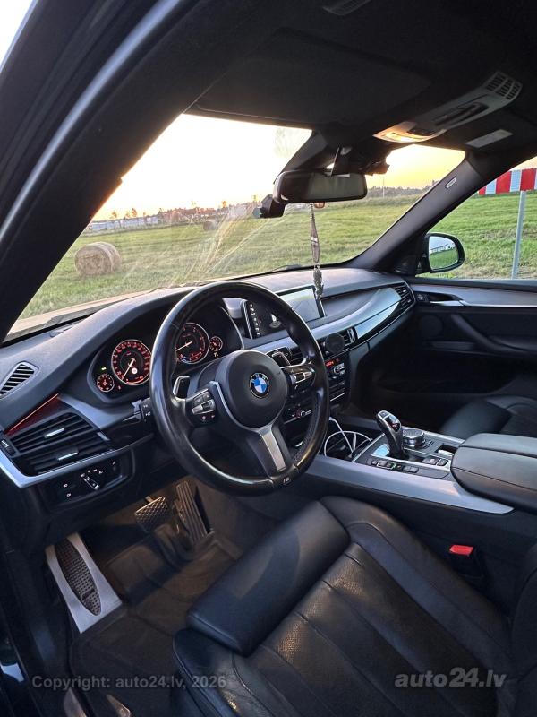 Melns BMW X5 2018 Tallina, ar dzinēja tilpumu 3.00 L un nobraukumu 170 tūkst. km par 32400 €, foto 10 vietnē AUTOMOTO.COM.LV