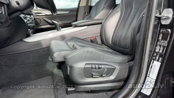 Black BMW X5 2018 in Tallinn, with an engine capacity of 3.00 L and mileage of 195 thousand km for 27500 €, photo 10 on AUTOMOTO.COM.LV