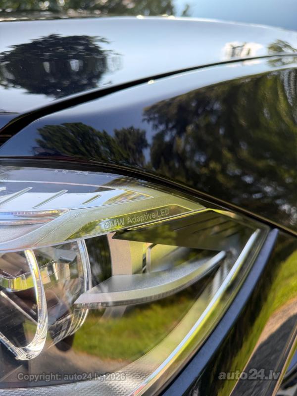 Black BMW X5 2018 in Voru, with an engine capacity of 3.00 L and mileage of 260 thousand km for 24900 €, photo 5 on AUTOMOTO.COM.LV