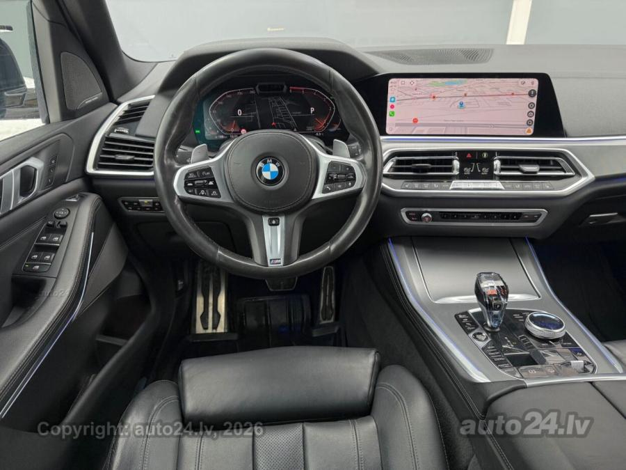 Black BMW X5 2019 in Tallinn, with an engine capacity of 3.00 L and mileage of 256 thousand km for 39900 €, photo 12 on AUTOMOTO.COM.LV