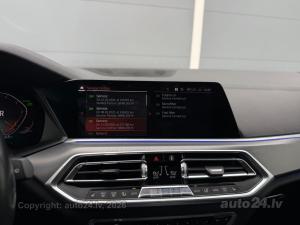 Black BMW X5 2019 in Tallinn, with an engine capacity of 3.00 L and mileage of 256 thousand km for 39900 €, photo 25 on AUTOMOTO.COM.LV