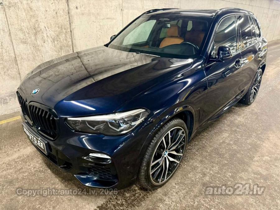 Black BMW X5 2019 in Tallinn, with an engine capacity of 3.00 L and mileage of 129 thousand km for 44995 €, photo 3 on AUTOMOTO.COM.LV