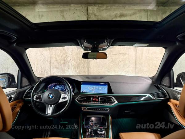 Melns BMW X5 2019 Tallina, ar dzinēja tilpumu 3.00 L un nobraukumu 129 tūkst. km par 44995 €, foto 5 vietnē AUTOMOTO.COM.LV