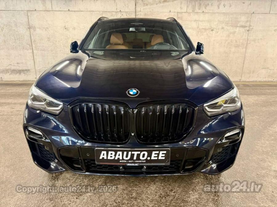Black BMW X5 2019 in Tallinn, with an engine capacity of 3.00 L and mileage of 129 thousand km for 44995 €, photo 21 on AUTOMOTO.COM.LV