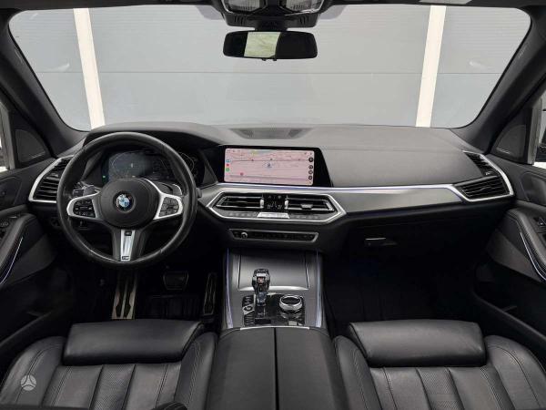 Melns BMW X5 2019 Tallina, ar dzinēja tilpumu 3.00 L un nobraukumu 256 tūkst. km par 39800 €, foto 8 vietnē AUTOMOTO.COM.LV