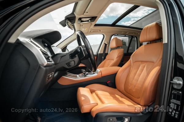 Melns BMW X5 2019 Tartu, ar dzinēja tilpumu 3.00 L un nobraukumu 314 tūkst. km par 27900 €, foto 10 vietnē AUTOMOTO.COM.LV