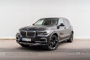 Black BMW X5 2019 in Tartu, with an engine capacity of 3.00 L and mileage of 314 thousand km for 27900 €, photo  on AUTOMOTO.COM.LV