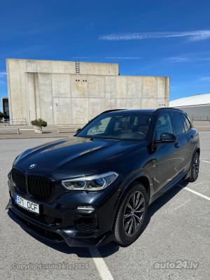 Black BMW X5 2019 in Tallinn, with an engine capacity of 3.00 L and mileage of 174 thousand km for 38900 €, photo  on AUTOMOTO.COM.LV