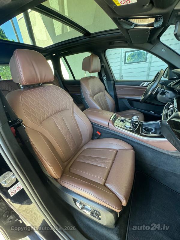 Melns BMW X5 2019 Tallina, ar dzinēja tilpumu 3.00 L un nobraukumu 174 tūkst. km par 38900 €, foto 6 vietnē AUTOMOTO.COM.LV