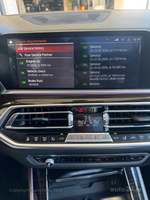 Black BMW X5 2019 in Tallinn, with an engine capacity of 3.00 L and mileage of 174 thousand km for 38900 €, photo 11 on AUTOMOTO.COM.LV