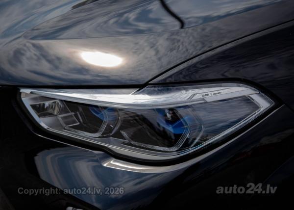 Black BMW X5 2019 in Tallinn, with an engine capacity of 3.00 L and mileage of 107 thousand km for 52900 €, photo 6 on AUTOMOTO.COM.LV