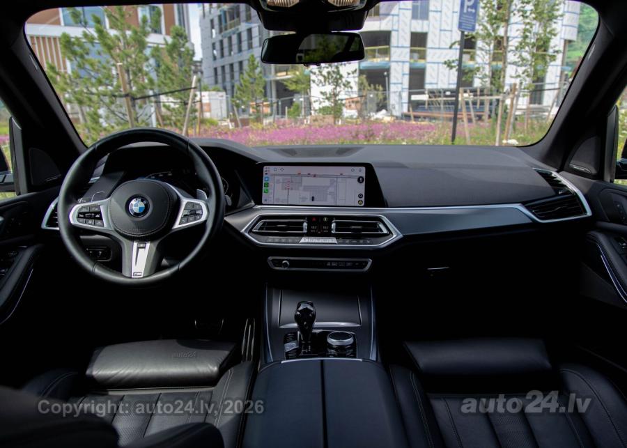 Melns BMW X5 2019 Tallina, ar dzinēja tilpumu 3.00 L un nobraukumu 107 tūkst. km par 52900 €, foto 10 vietnē AUTOMOTO.COM.LV