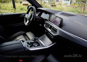 Melns BMW X5 2019 Tallina, ar dzinēja tilpumu 3.00 L un nobraukumu 107 tūkst. km par 52900 €, foto 17 vietnē AUTOMOTO.COM.LV