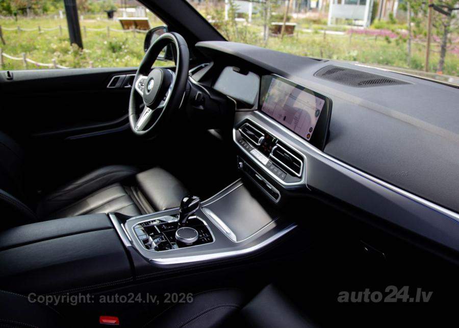 Melns BMW X5 2019 Tallina, ar dzinēja tilpumu 3.00 L un nobraukumu 107 tūkst. km par 52900 €, foto 17 vietnē AUTOMOTO.COM.LV