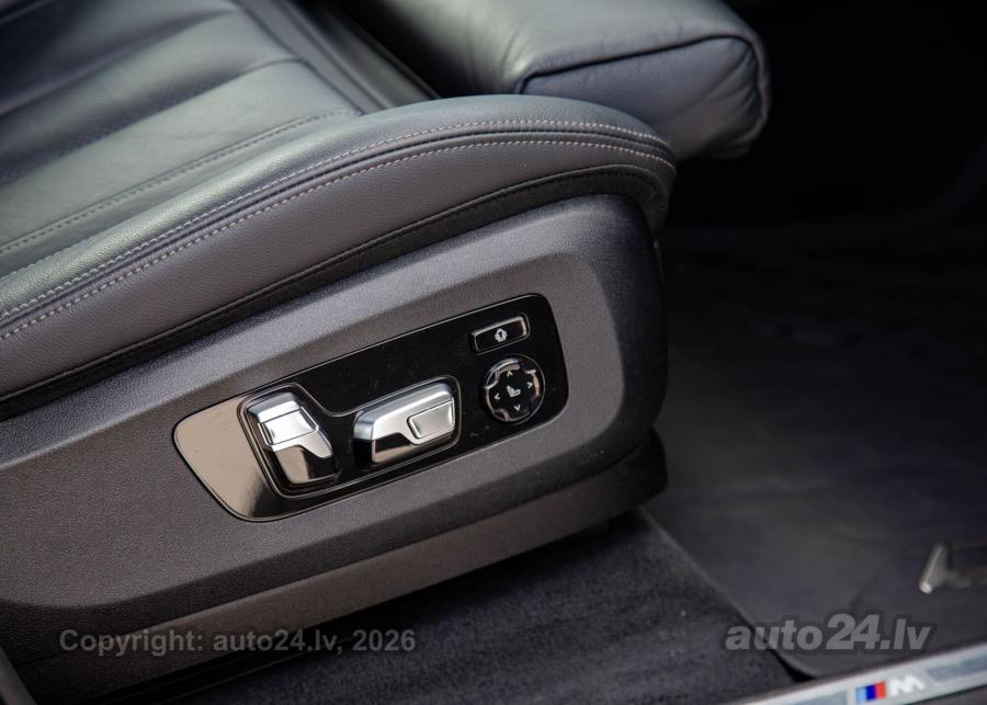 Melns BMW X5 2019 Tallina, ar dzinēja tilpumu 3.00 L un nobraukumu 107 tūkst. km par 52900 €, foto 19 vietnē AUTOMOTO.COM.LV