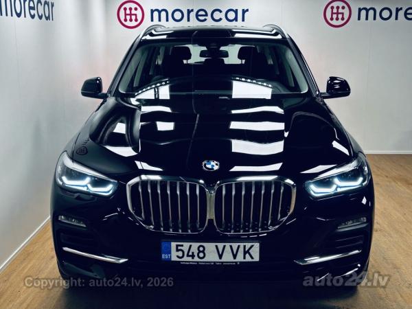 Black BMW X5 2021 in Tallinn, with an engine capacity of 3.00 L and mileage of 58 thousand km for 54900 €, photo 2 on AUTOMOTO.COM.LV