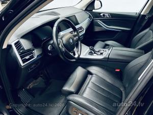 Black BMW X5 2021 in Tallinn, with an engine capacity of 3.00 L and mileage of 58 thousand km for 54900 €, photo 12 on AUTOMOTO.COM.LV