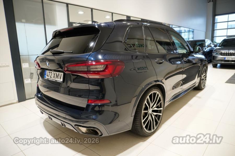 Melns BMW X5 2021 Tallina, ar dzinēja tilpumu 3.00 L un nobraukumu 143 tūkst. km par 54000 €, foto 4 vietnē AUTOMOTO.COM.LV