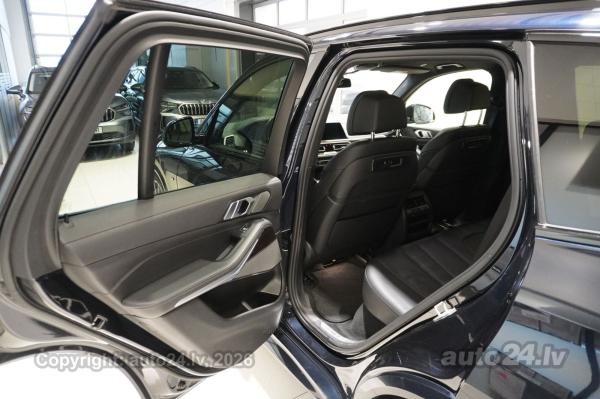 Melns BMW X5 2021 Tallina, ar dzinēja tilpumu 3.00 L un nobraukumu 143 tūkst. km par 54000 €, foto 9 vietnē AUTOMOTO.COM.LV