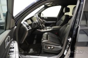 Melns BMW X5 2021 Tallina, ar dzinēja tilpumu 3.00 L un nobraukumu 143 tūkst. km par 54000 €, foto 16 vietnē AUTOMOTO.COM.LV